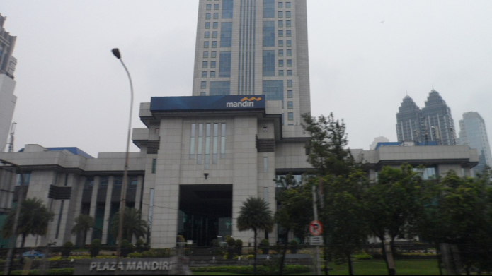 BankTrack – Bank Mandiri